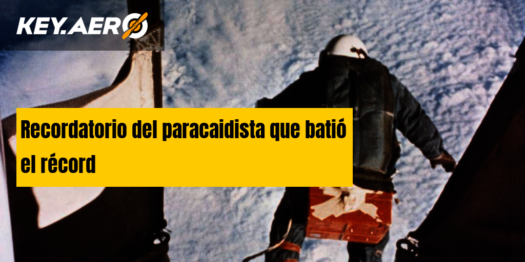 Recordatorio del paracaidista que batió el récord Recordatorio del paracaidista que batió el récord